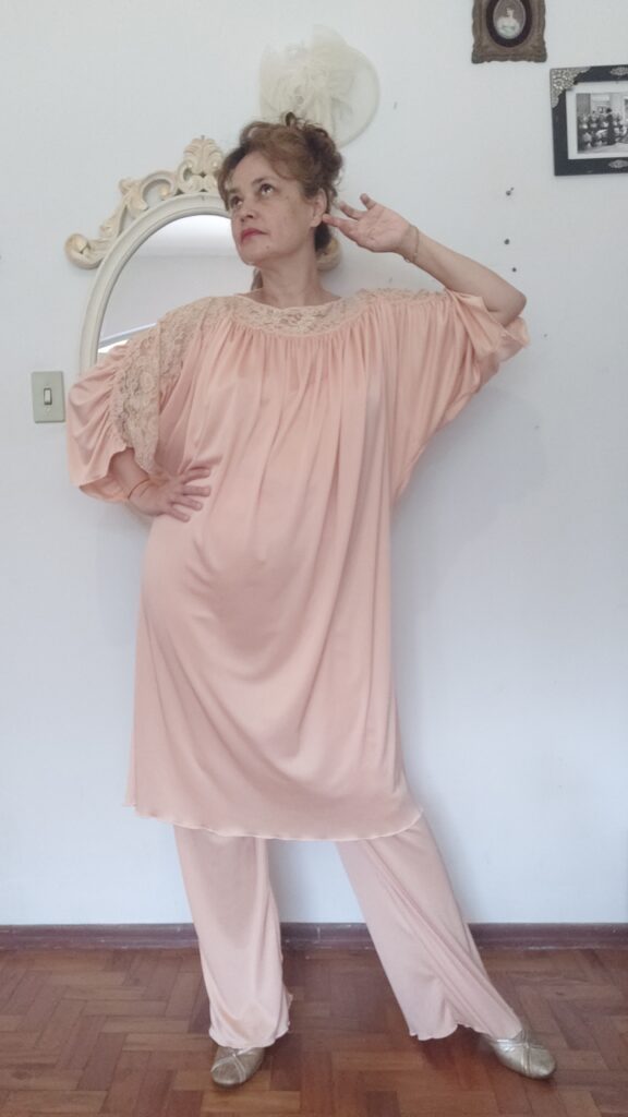 Conjunto Vintage Anos 70 Champanhe – Que Chuchu